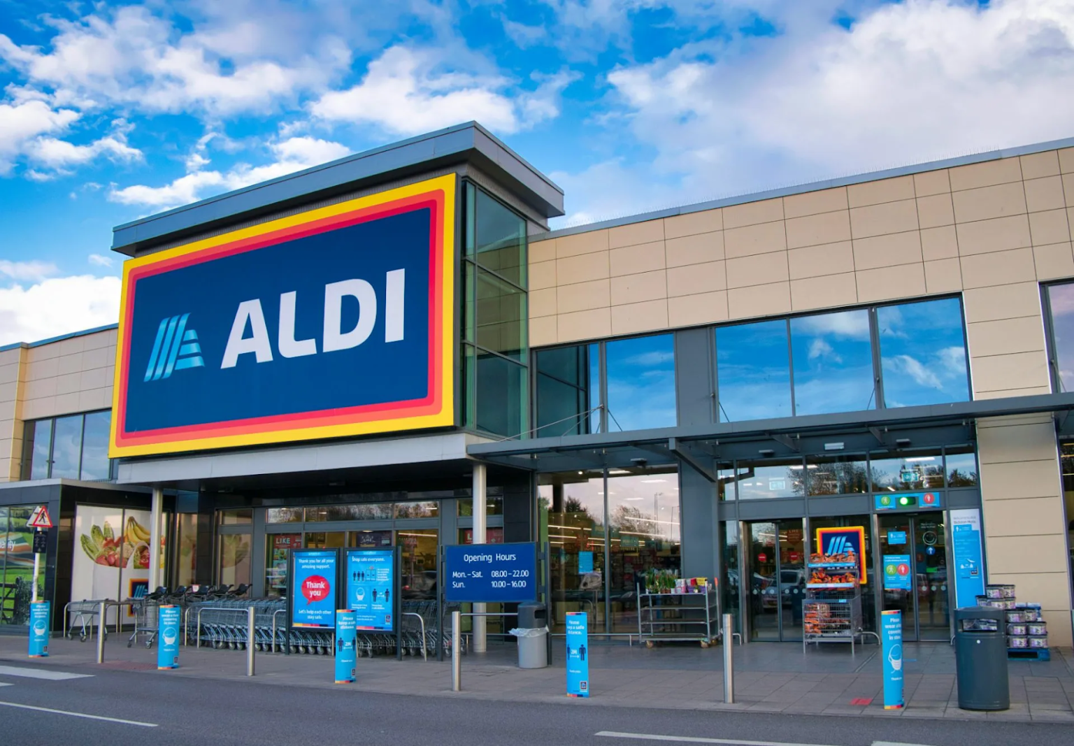 Aldi UK Store Closure Dates 2026: Full List and Easter Hours - Thi Becs ...